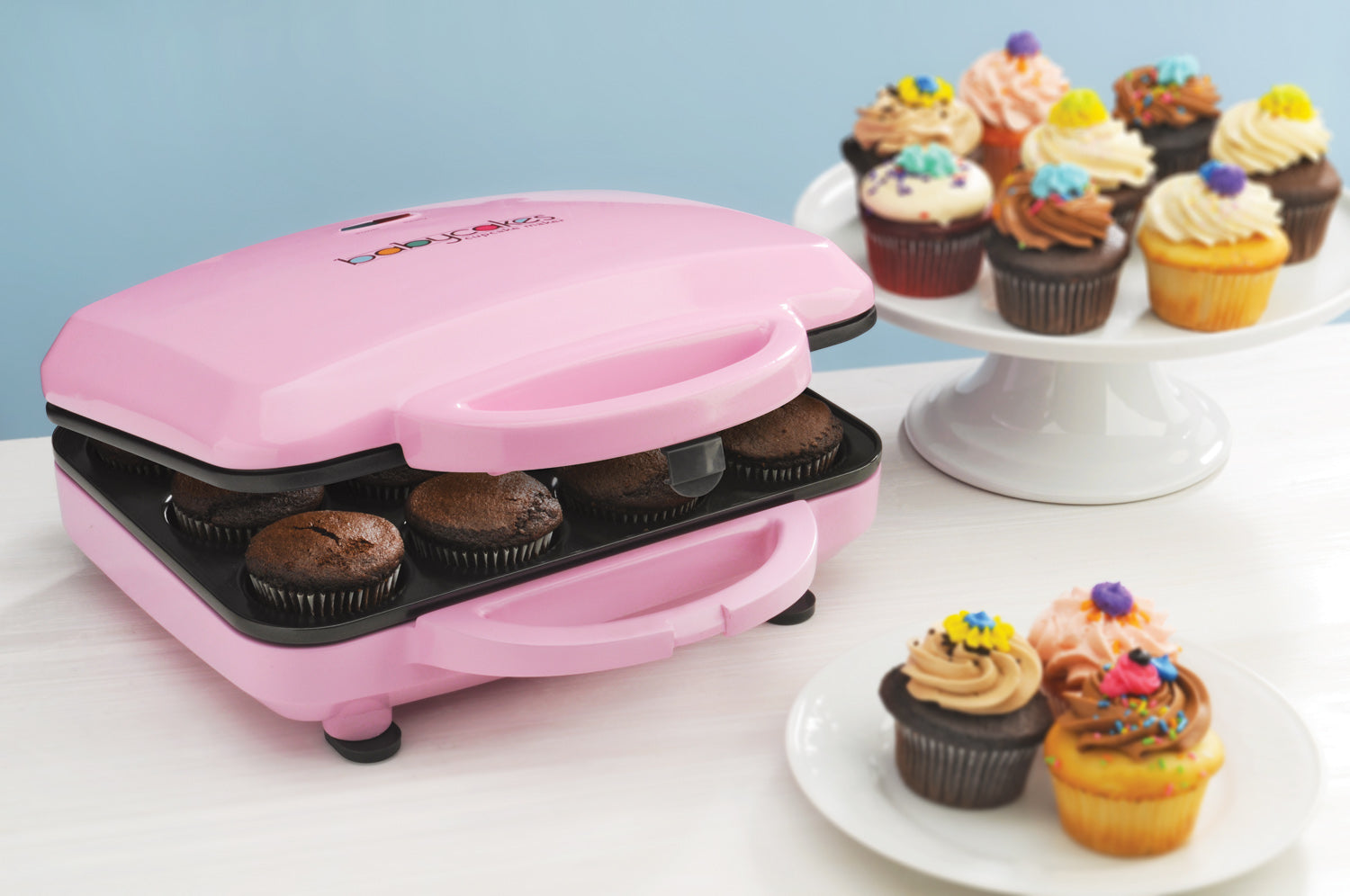 Mastering Piping Cupcakes at Home: Tips, Tricks & Frosting Recipes wit